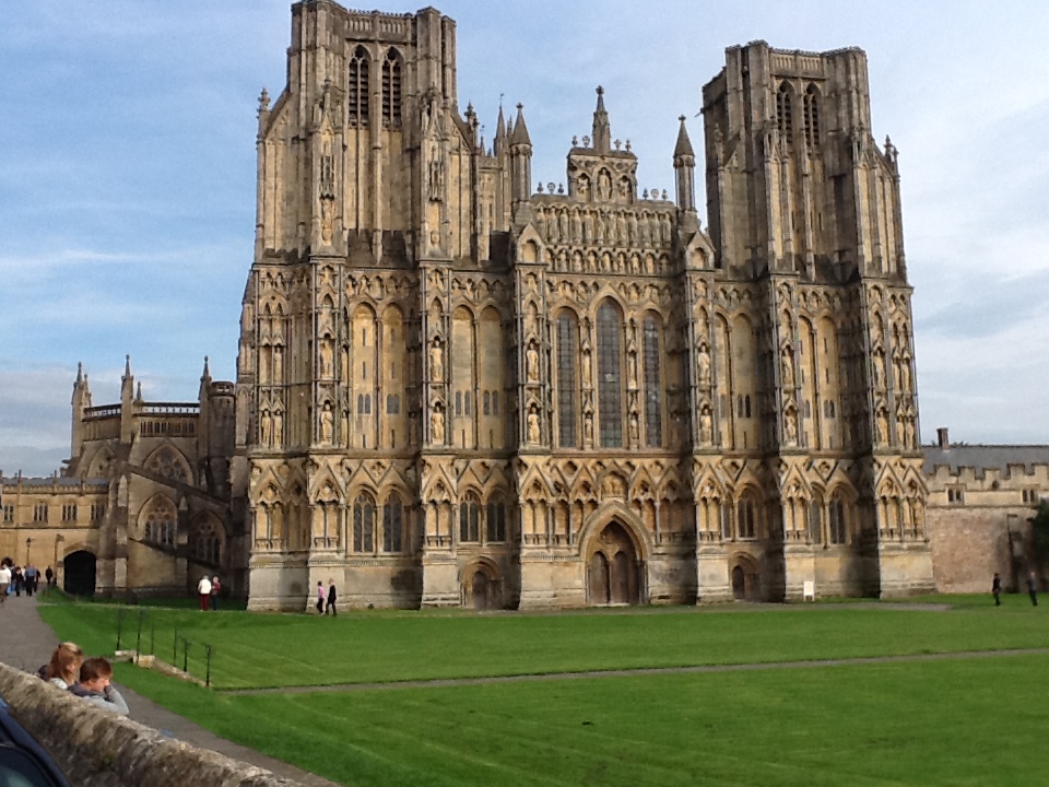 Day 11 - Glastonbury Abbey, Wells Cathedral, Bath - Biblos Foundation